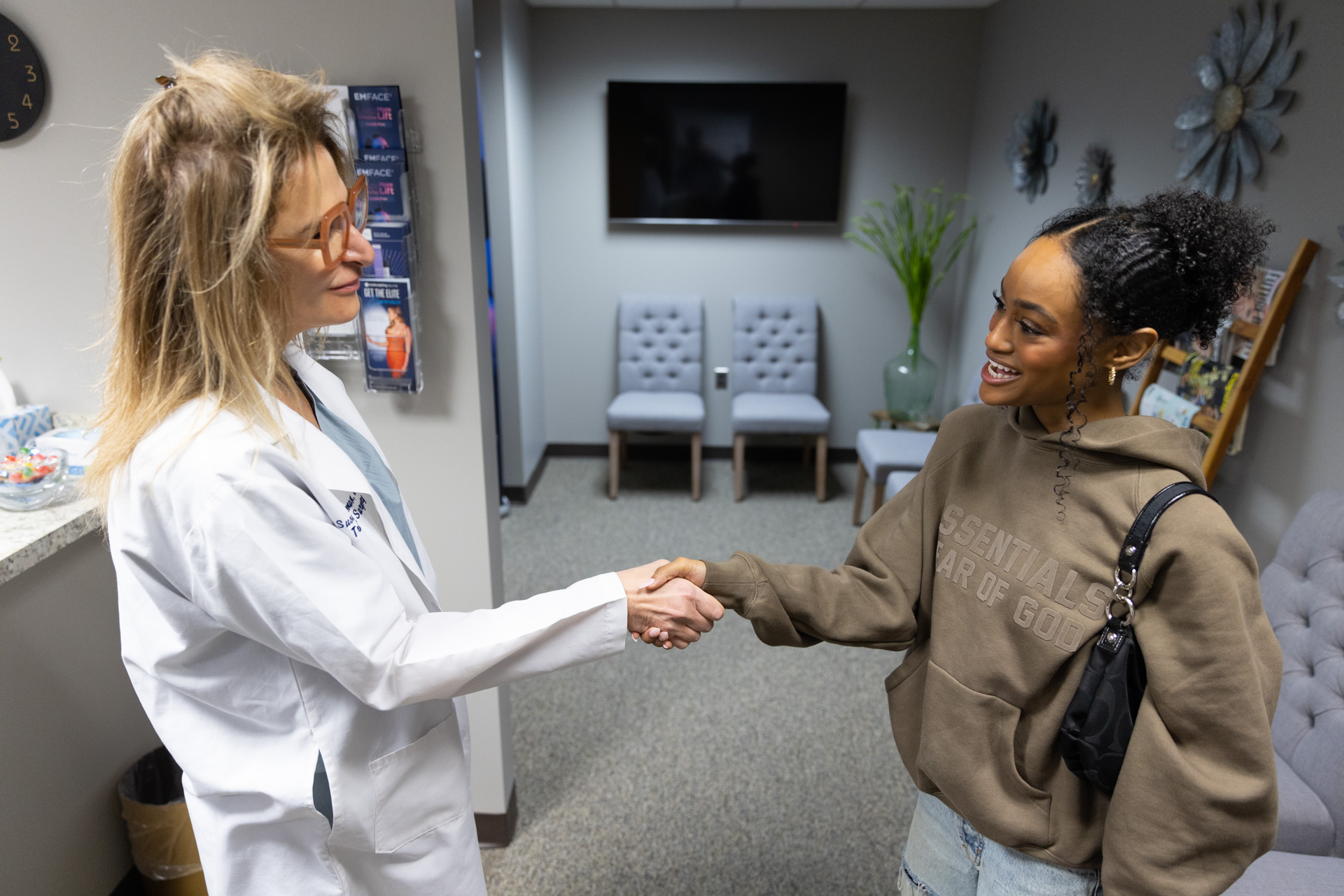 Emsella in West Bloomfield Township | the Dr. Susan Seman Solution